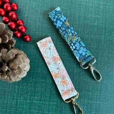 FREE PDF PATTERN- Fabric Key Fob ⋆ Made for Mermaids